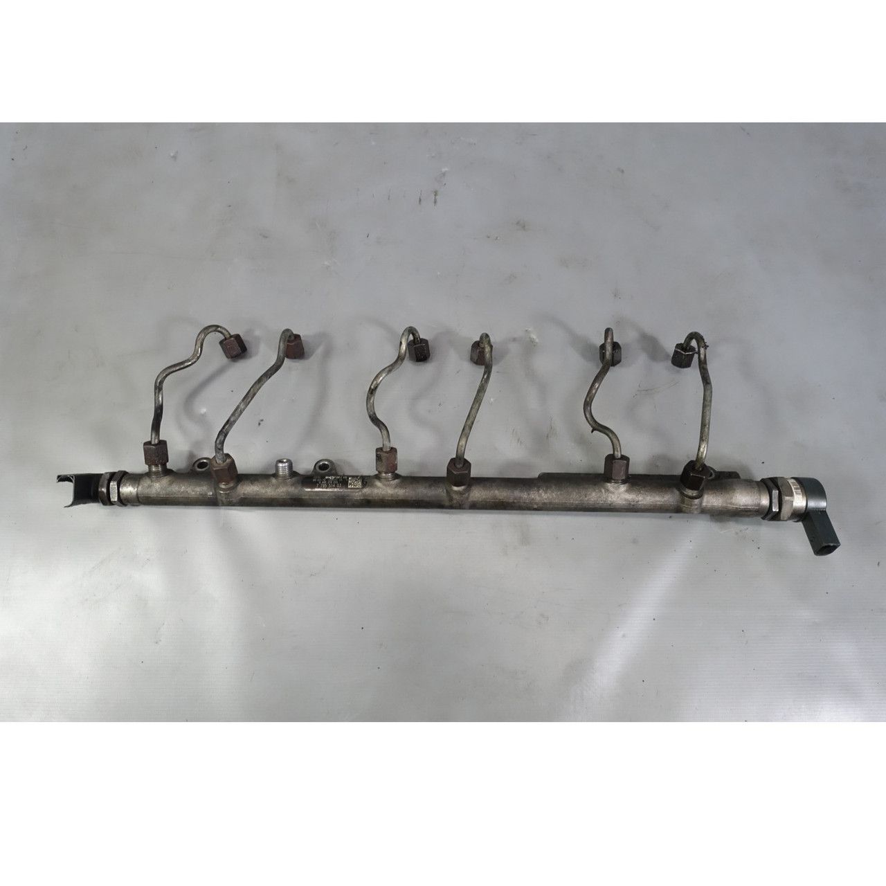 Damaged 2009-2013 BMW E90 335d X5 M57 Diesel Fuel Pressure Accumulator ...