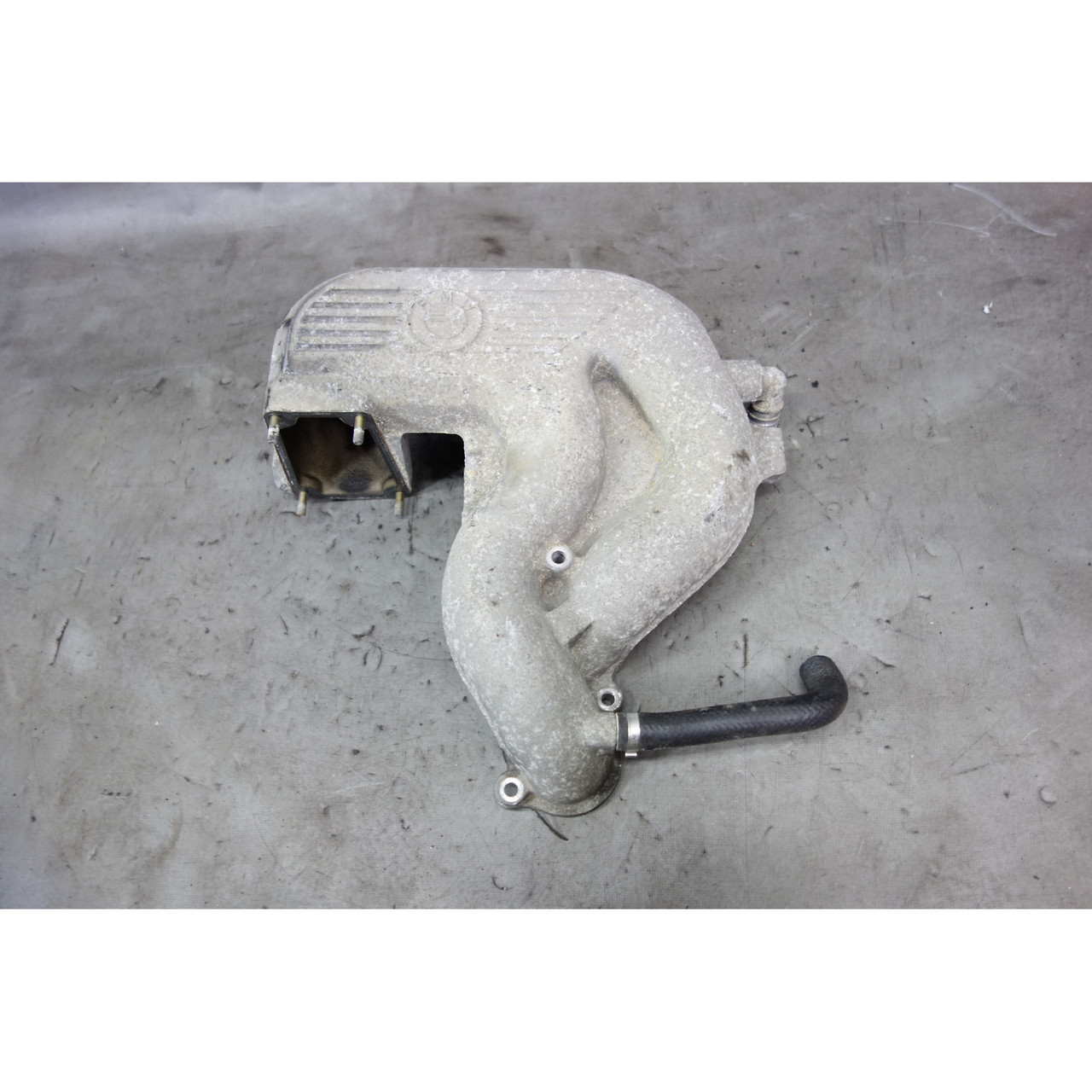 1994-1995 BMW E36 318i M42 4-Cylinder Engine Intake Manifold Top ...