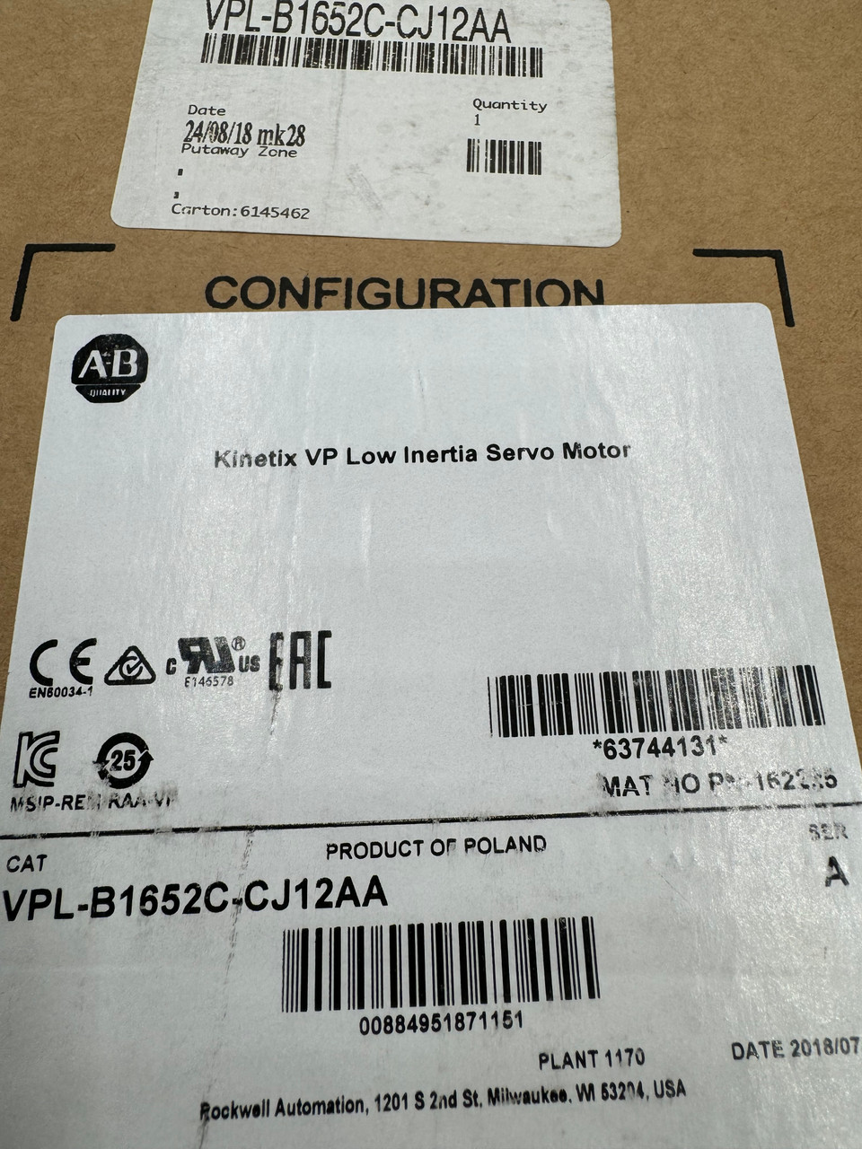 Servo Motor VPL-B1652C-CJ12AA Allen Bradley 480VAC, 19.4Nm VPLB1652CCJ12AA