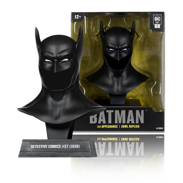 Batman (1st Appearance/Hush/Batman Begins) 1:3 Scale Cowl Replicas Wave ...