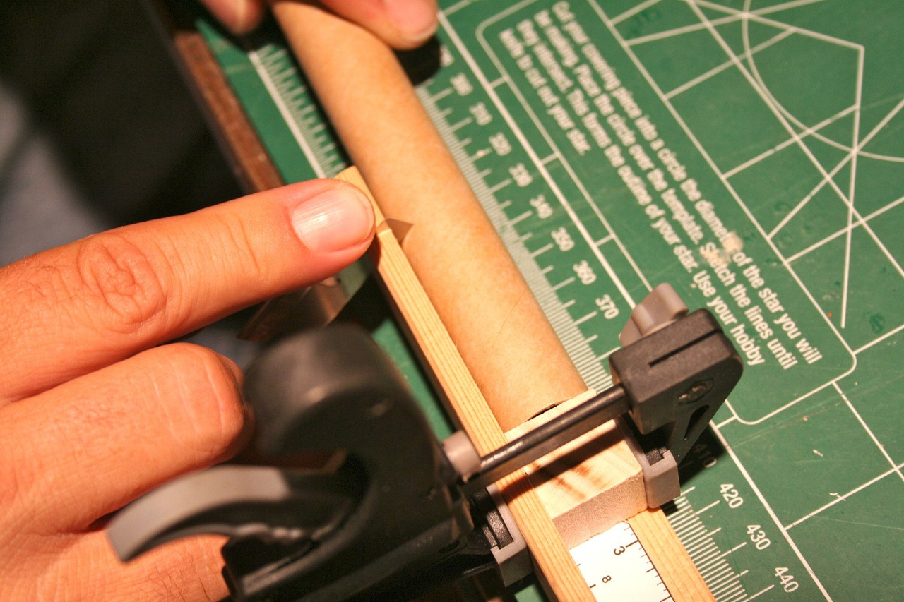 North Coast Rocketry Flying Model Rocket Kit Kuhn Tube Cutter