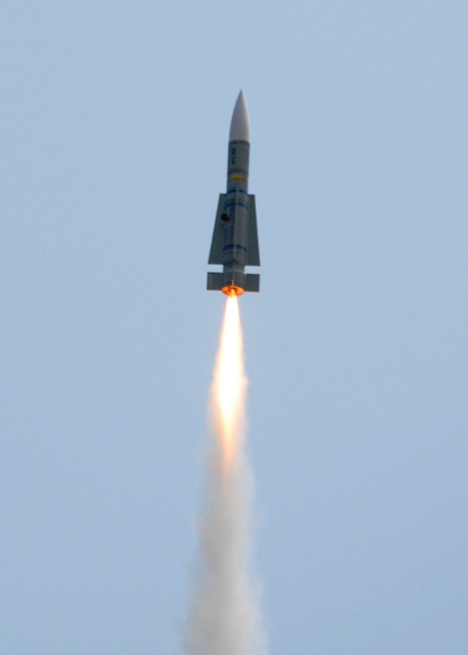 LOC Precision Flying Model Rocket Kit 4.0" AIM-54C Phoenix LOC YCPHX4