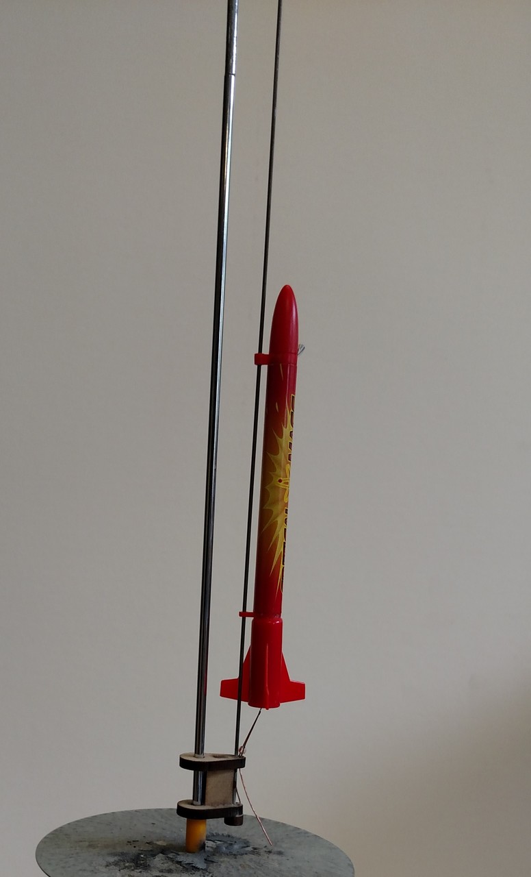 eRockets Micro Maxx Launch Rod and Holder eR 9080