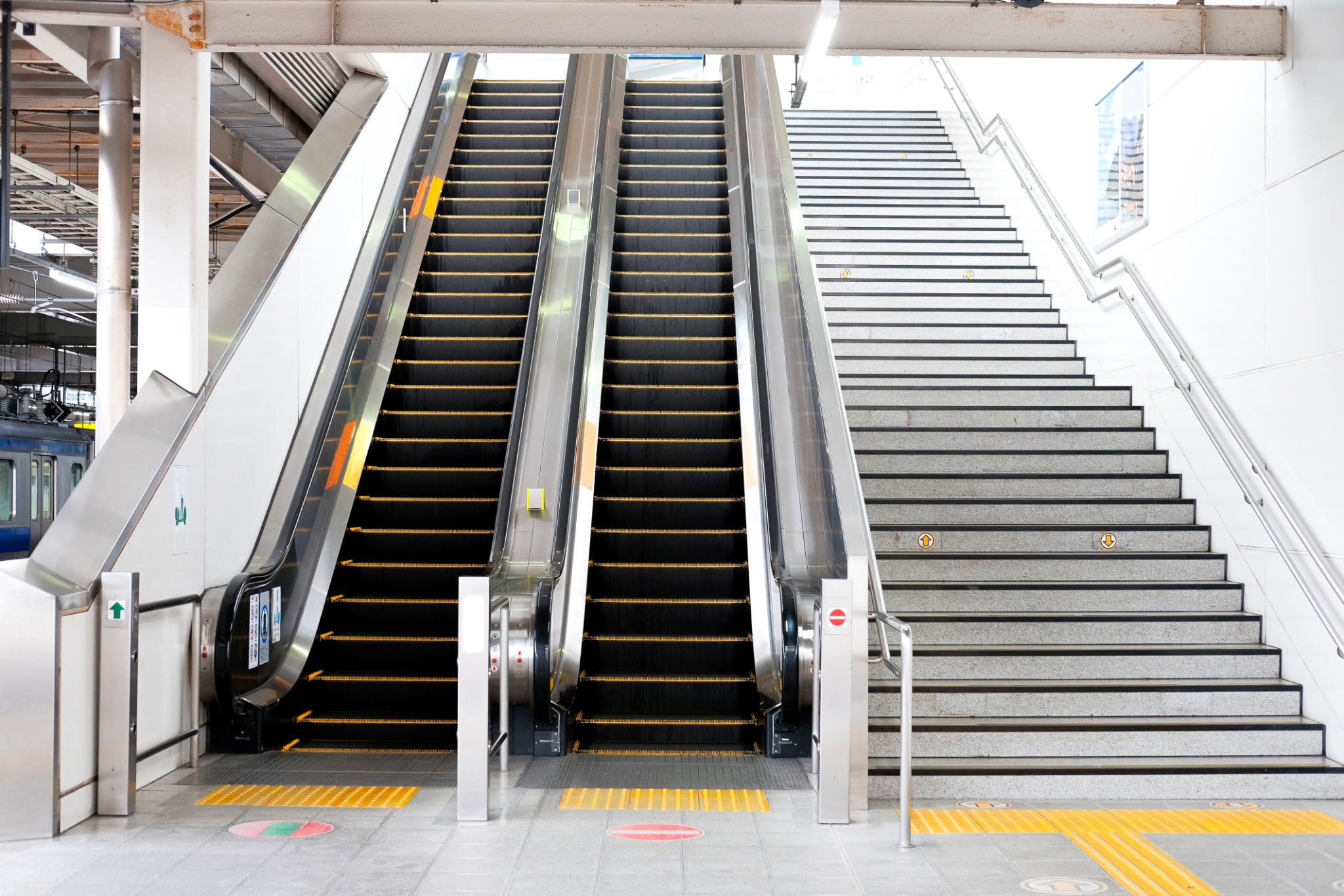 How Do You Clean an Escalator? - EscaTEQ Australia