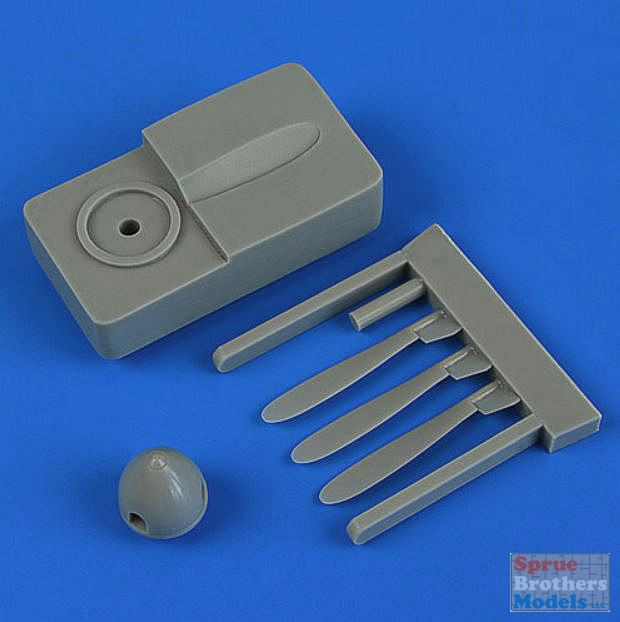 QBT72524 1:72 Quickboost La-7 Propeller with Tool (EDU kit) - Sprue ...