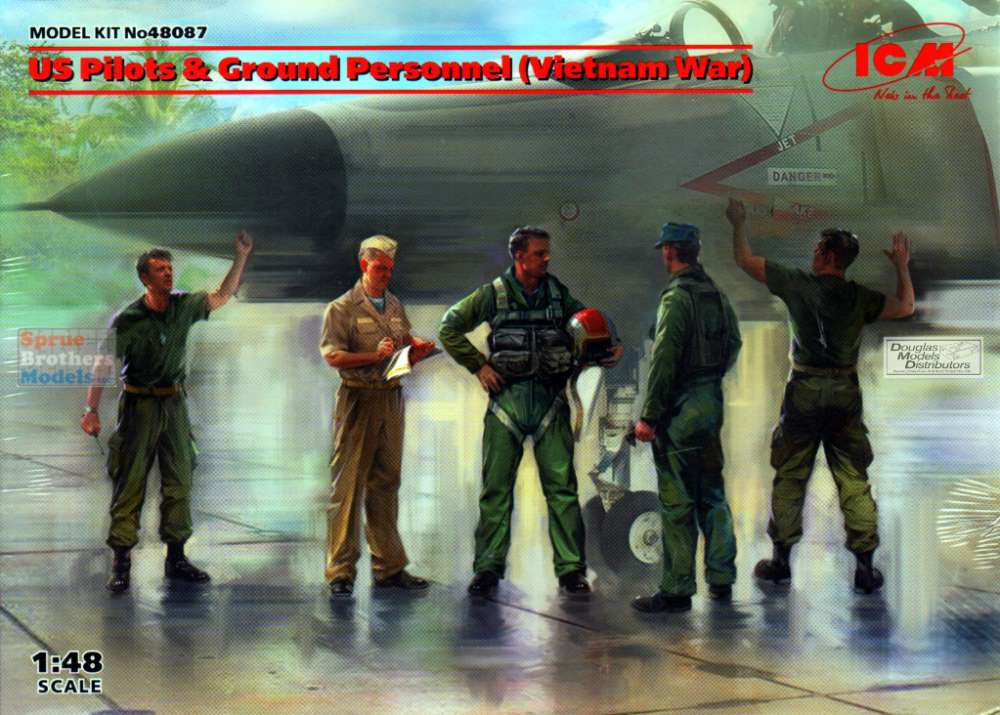ICM48088 1:48 ICM USAAF Bomber Pilots and Ground Personnel Figure Set ...