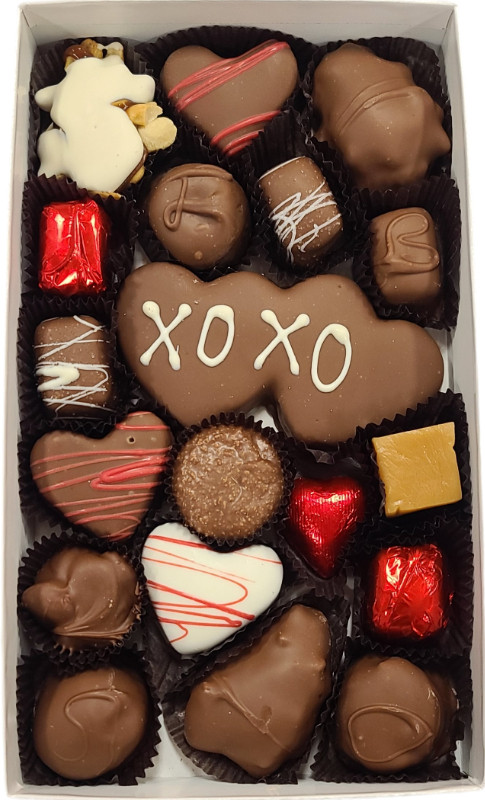 My Valentine Deluxe Assortment - 1 lb - Mrs. Cavanaugh's Chocolates ...