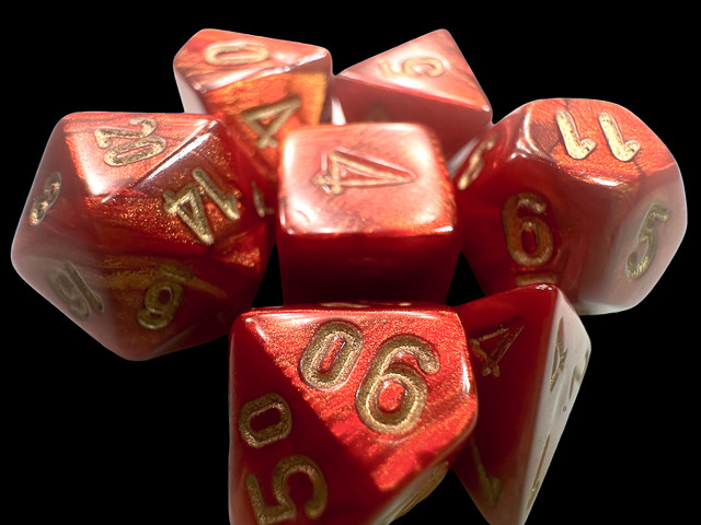 Mini-Polyhedral Dice Set: Scarab Scarlet/gold - Shuffle and Cut Games