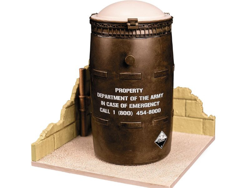 The Return of the Living Dead 245 Trioxin Barrel Figure Set