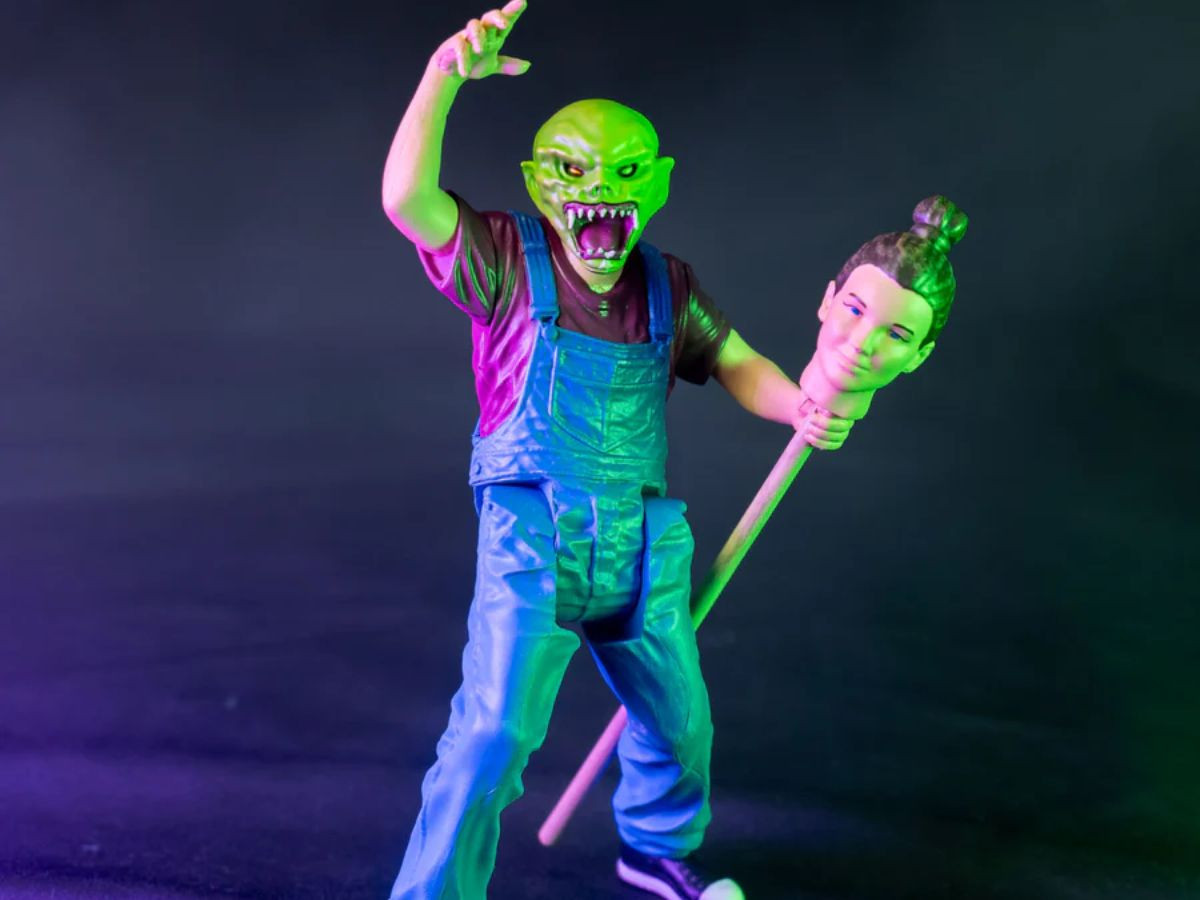 Goosebumps Haunted Mask Figure – Collectible Action Figure