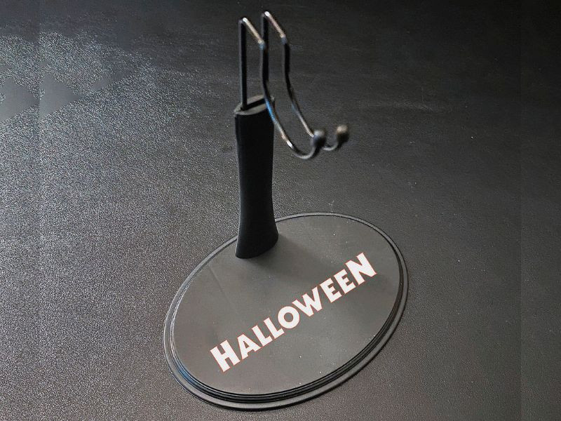 Halloween 4 Figure Stand - Official 16 Scale Display