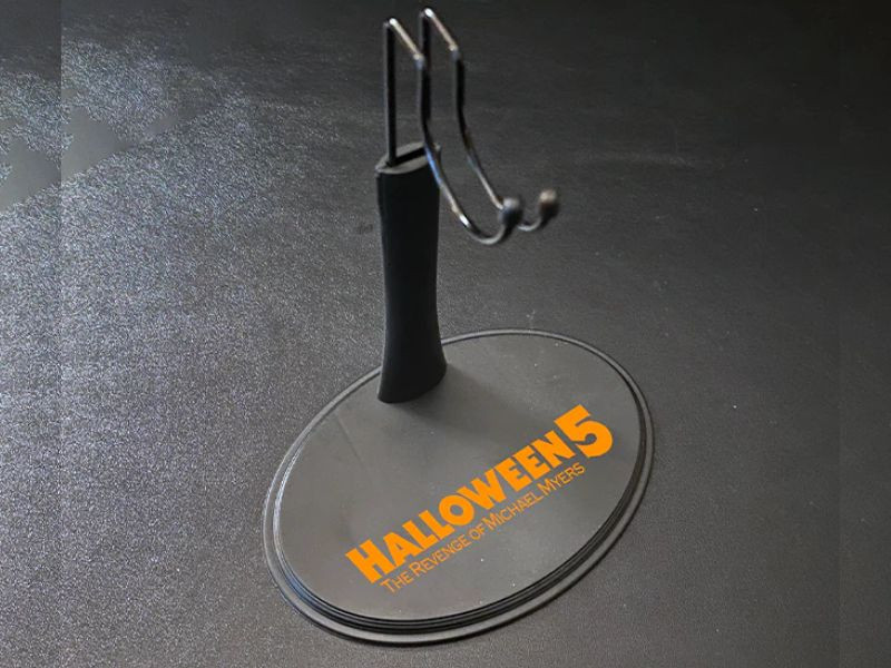 Halloween 5 Figure Stand - Official 16 Scale Display