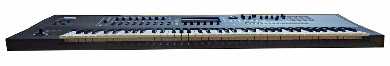 Roland Fantom 7 Music Workstation