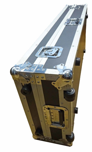 Road Runner Keyboard Flight Case with Casters Black 61 Key
