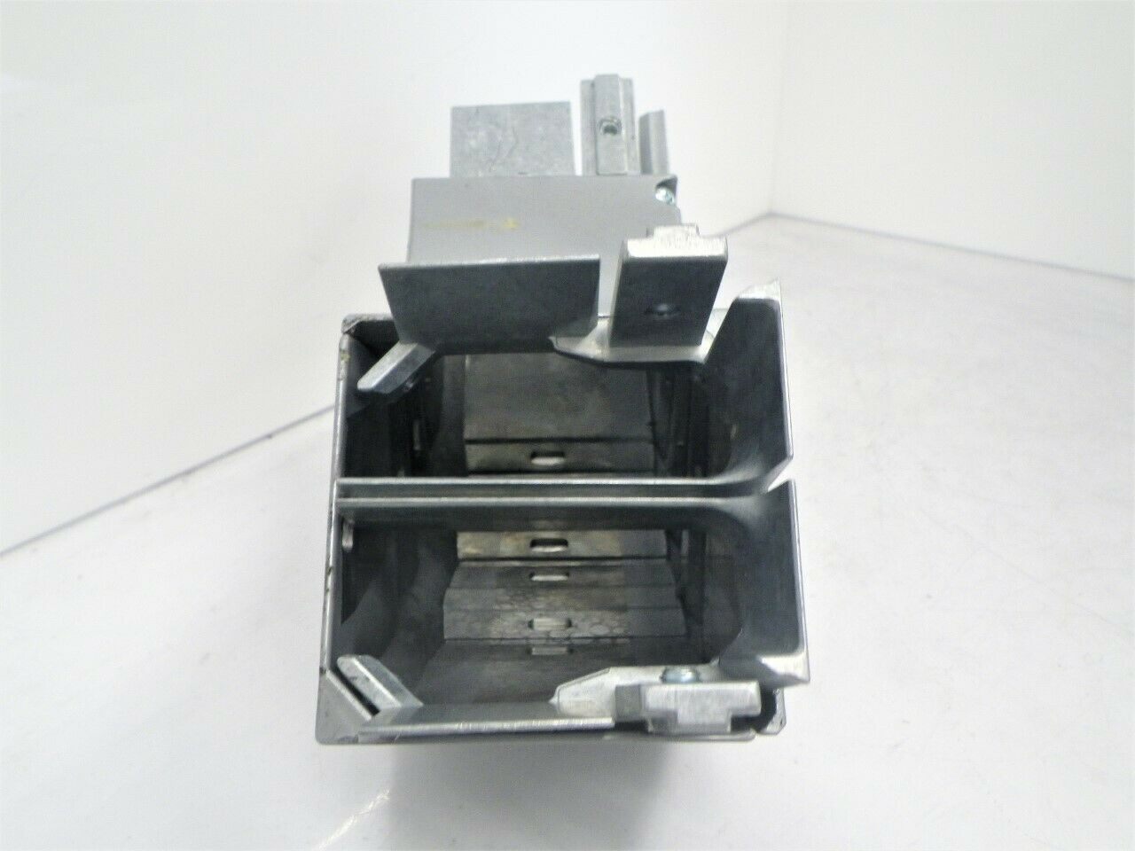 5116125 Flexlink Cable Duct L-Connection 90° (New) - PCM SURPLUS WORLD