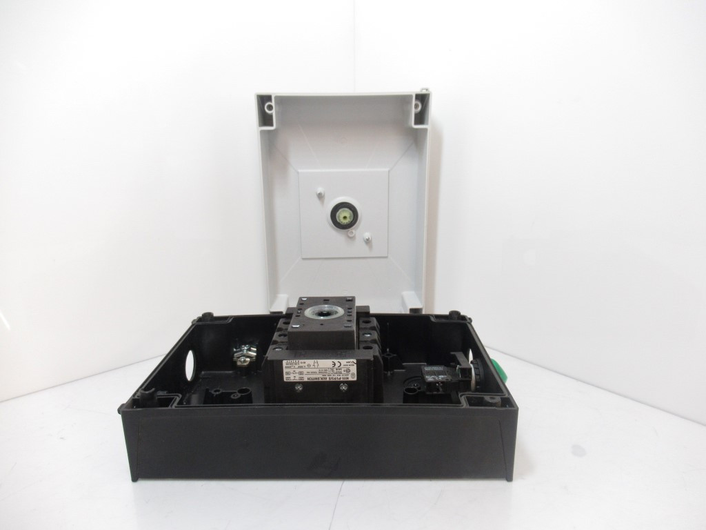 Eaton Moeller 340B Manual Motor Controller With Case And Auxiliary ...