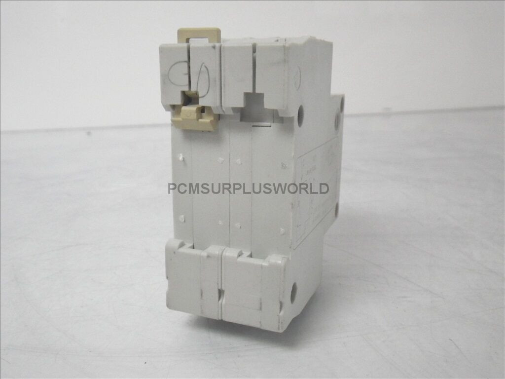 C32N 10A Type D Multi 9 Merlin Gerin Circuit Breaker 2 Pole (Used and ...