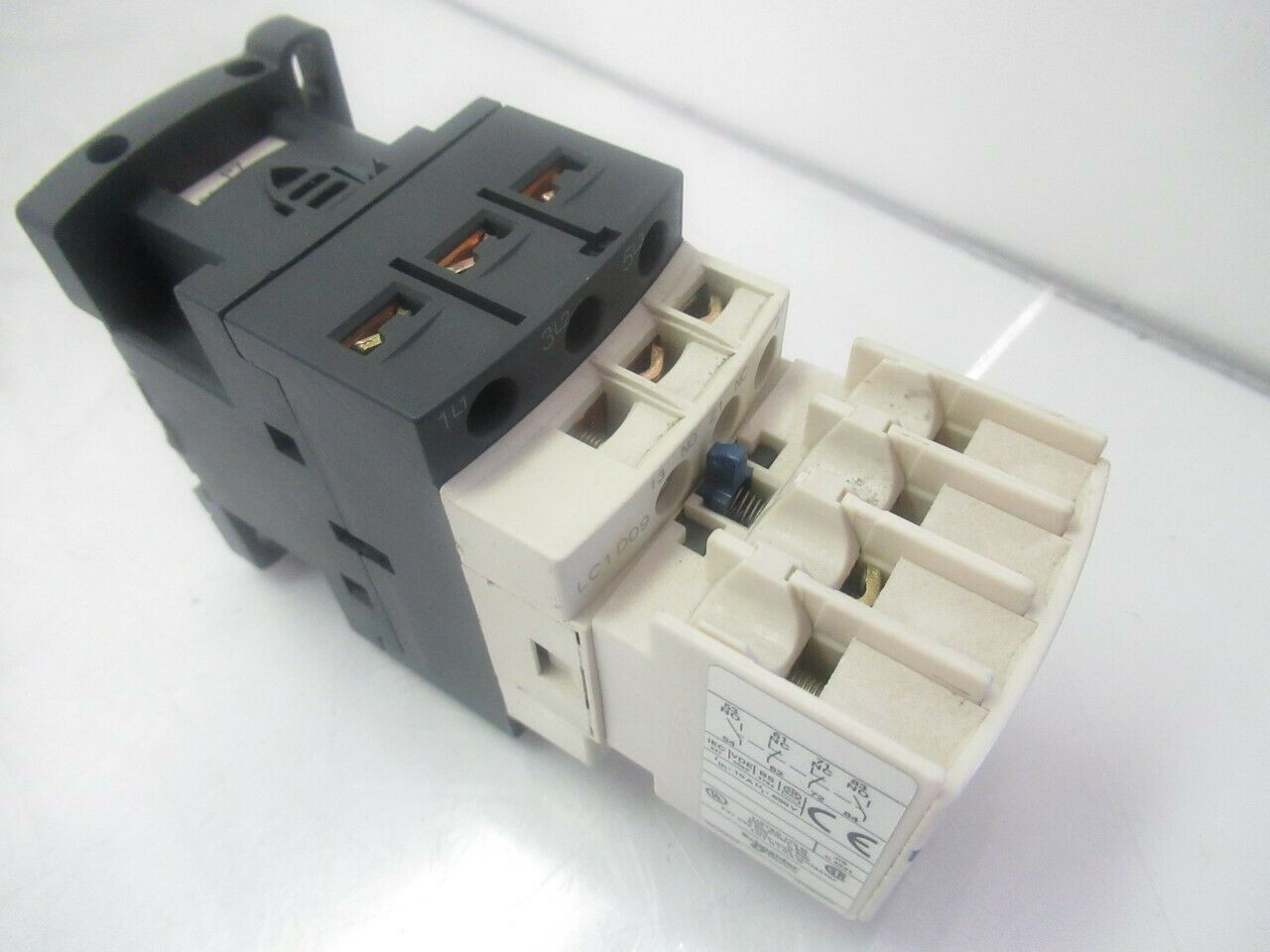 LADN22 LA1 DN22 LC1 D09 BDP7 230V - SCHNEIDER 24V 25A CONTACTOR (USED ...