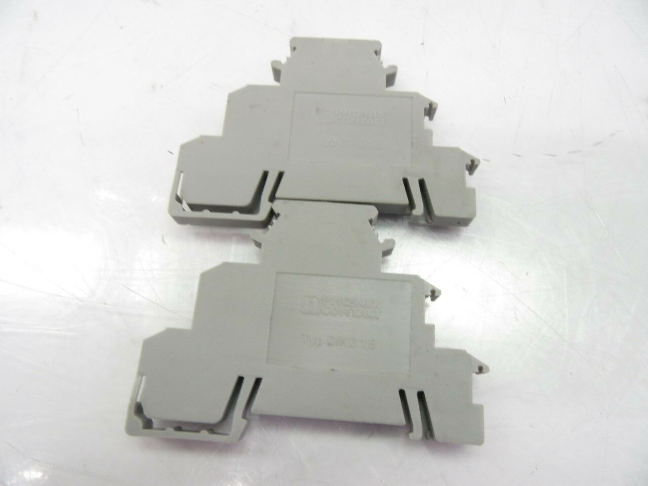 Phoenix Contact Sensor/actuator terminal block -DIKD1,5 2715979 Lot 3 (Used) - PCM SURPLUS WORLD