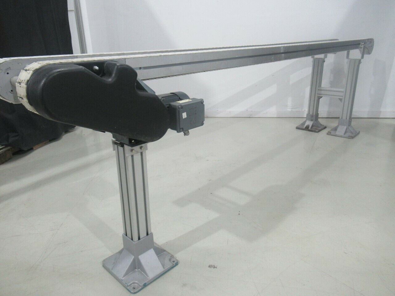 FLEXLINK CONVEYOR SYSTEM BELT 3 1/4W X 113INL (USED TESTED) - PCM ...