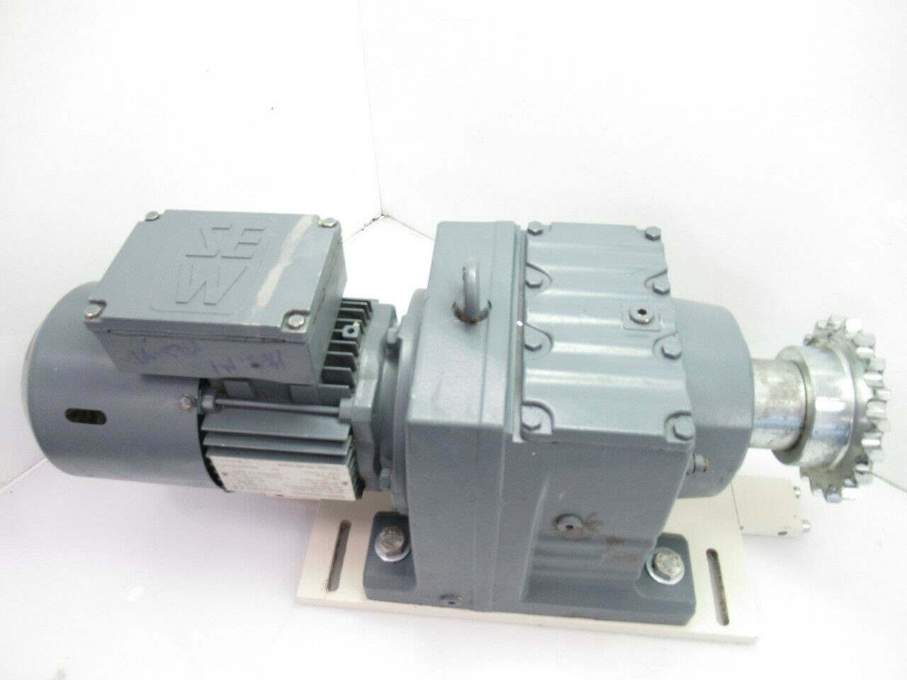 Sew Eurodrive 05.5014985612.0001.01 Trolley Drive Helical-Worm ...