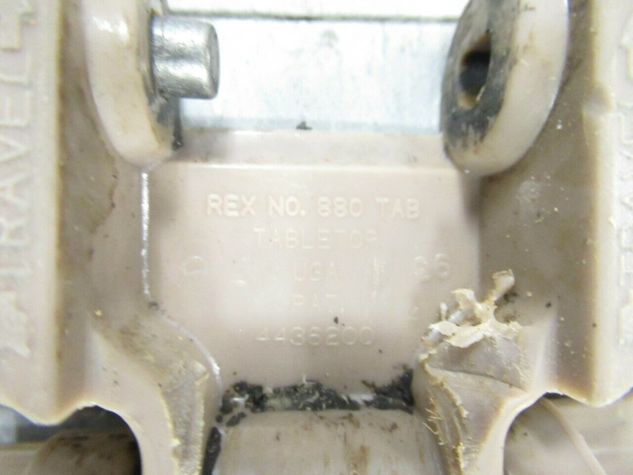 REX 880-TABLE TOP CHAINS CONVEYOR TABLE TOP 3 1/4IN 18 1/2F (USED ...