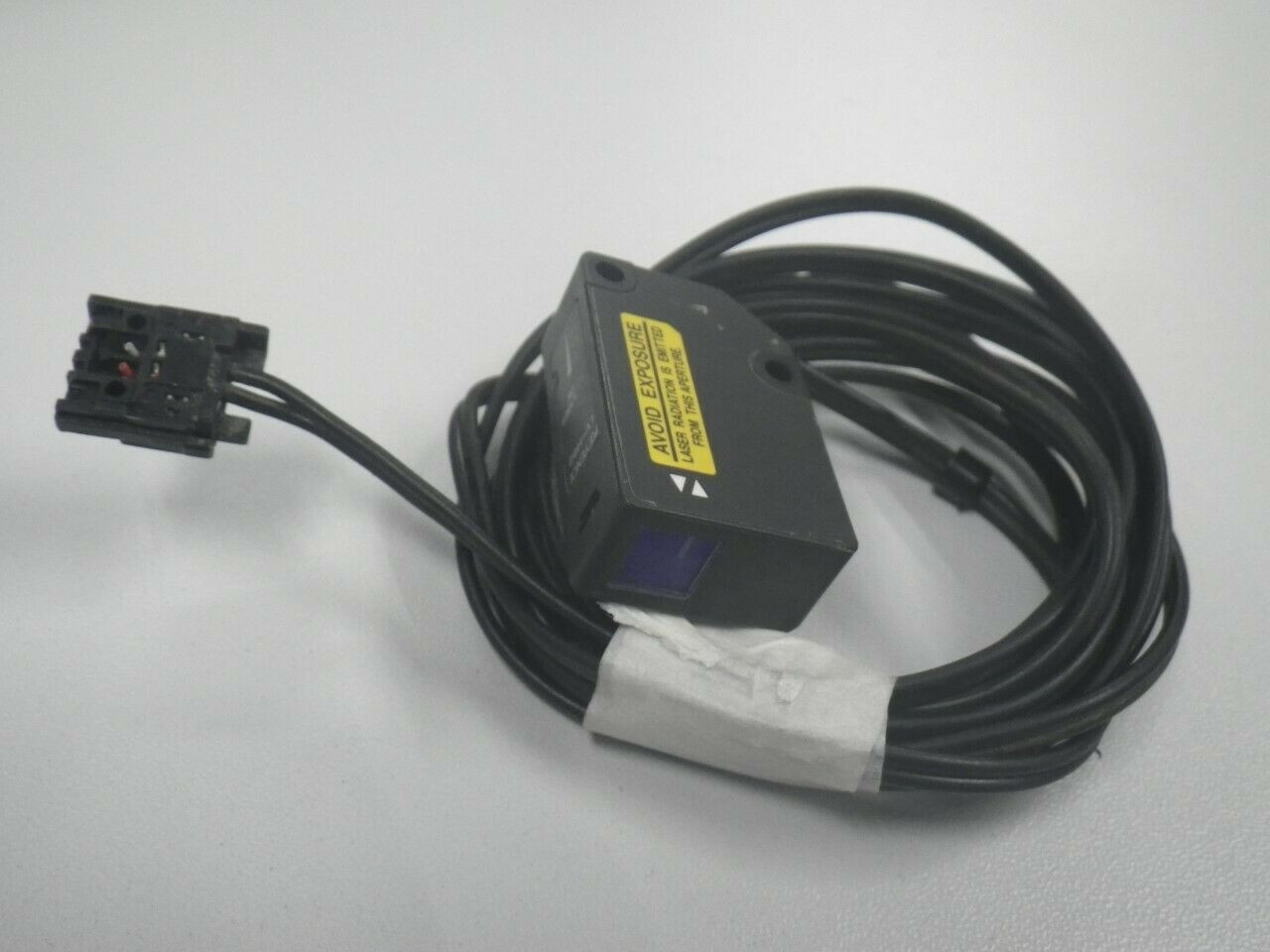 LV-H62 Keyence Long Distance Straight Beam Reflective Sensor (Used ...