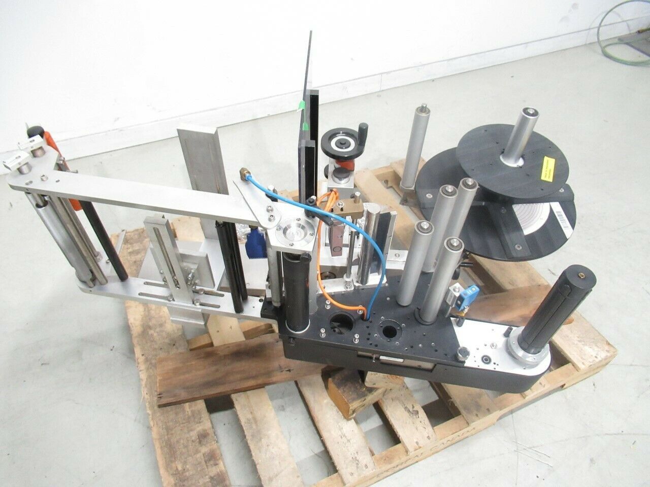 Labeling Head For Ocean Labeler Labelling Machine - PCM SURPLUS WORLD