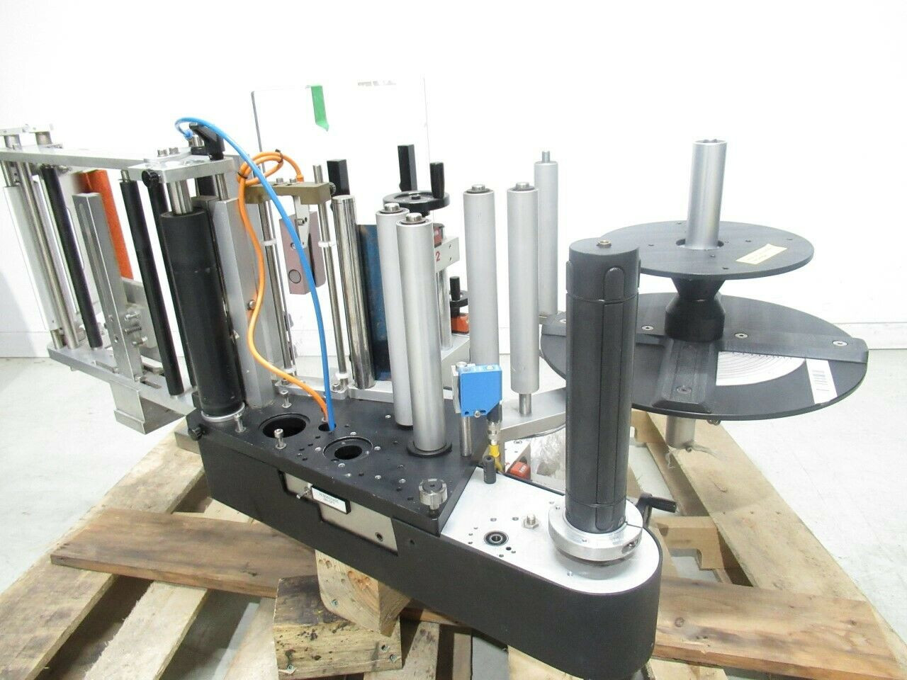 Labeling Head For Ocean Labeler Labelling Machine - PCM SURPLUS WORLD