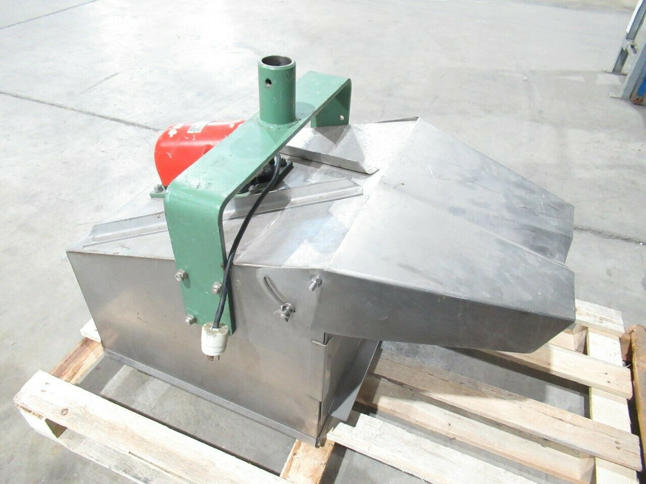 Feeder For Caps Or Machine Parts Sytron V20 230v Magnetic Vibrator ...