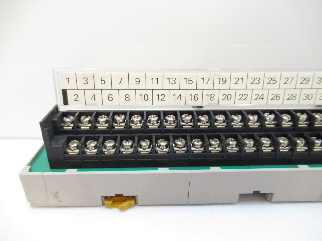 XW2B-50G5 XW2B50G5 Omron Connector Terminal Block Conversion Unit, 50 ...