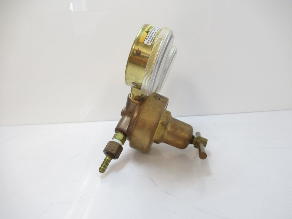 Harris Model 425-125 Oxygen Single Stage Regulator