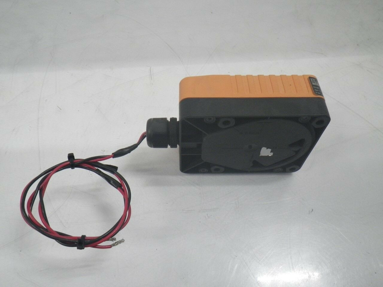 KD0024 KDE2060-FBOA/NPT Ifm Efector Capacitive Sensor (Used Tested ...