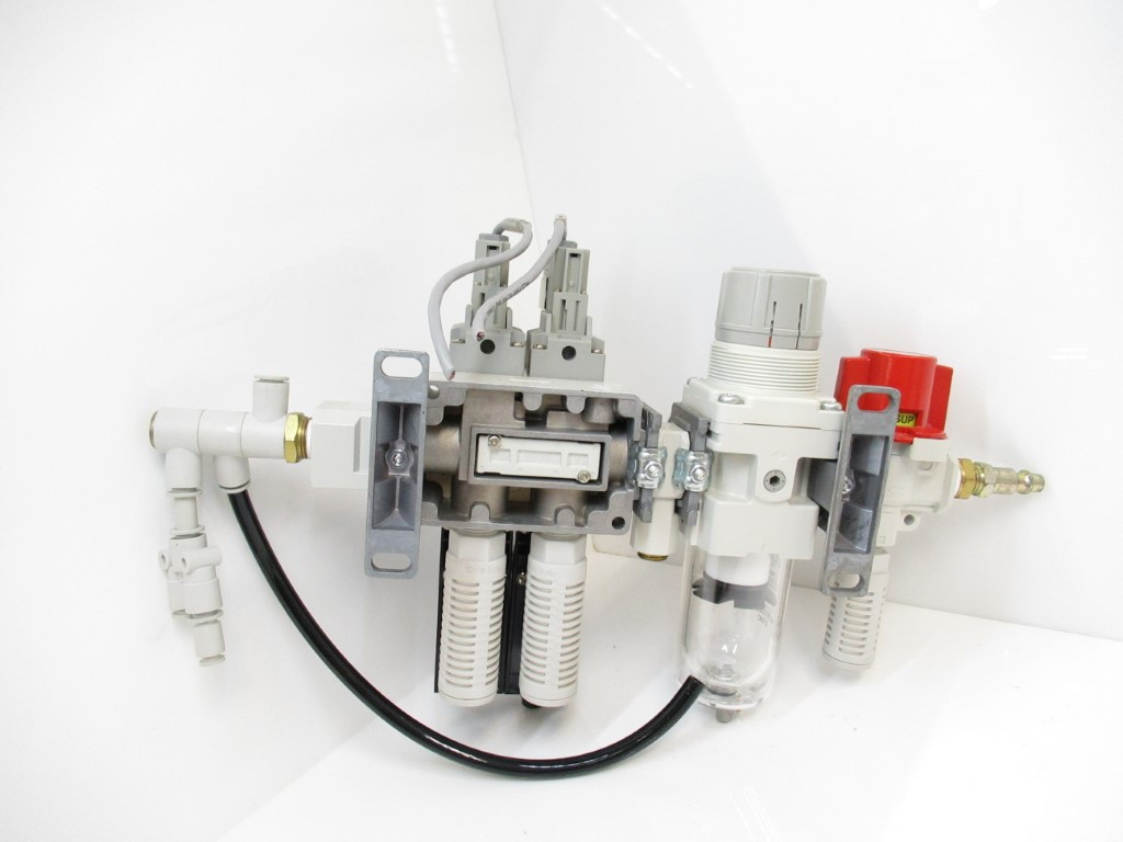 Smc Block Valve Frl VP544-5DZ1-03-M-X538 With D4N-9B31 With AW30-N02-Z ...