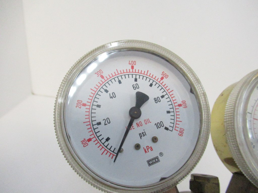 Harris Calorific Co. 92-100 Compressed Gas Regulator - PCM SURPLUS WORLD