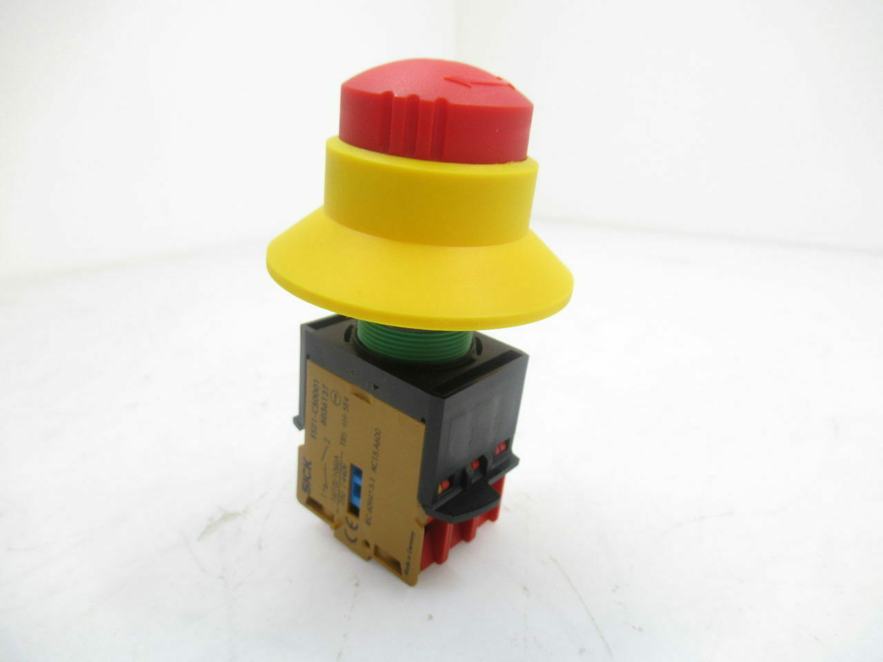 SICK ES21-CS0100 6036135 Emergency Stop Pushbutton Safety Command (NEW ...