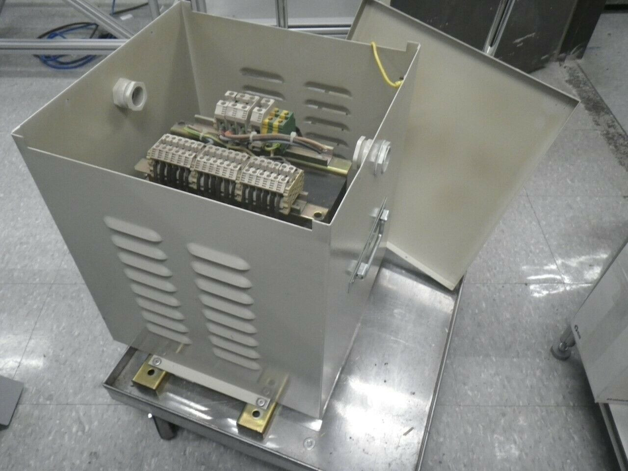 St10 Meng Transformer 10kva Triphase 50-60hz Ip20 U1cc: 5.8% (Used ...