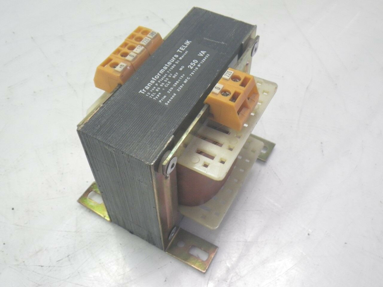 CLE REF MO Telik Transformer prim:220-380+-15v sec:220v nfc 250va(Used ...