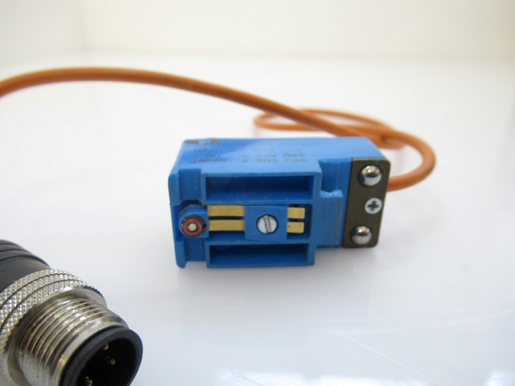 FS01 HERMA Label Trace Sensor With Extra Cable Adapter - PCM SURPLUS WORLD