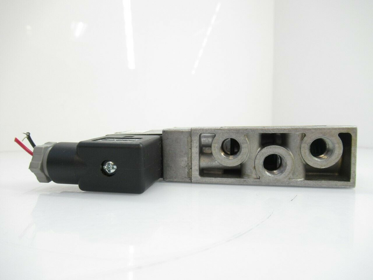 Festo MFH-5-1/8 9982 Solenoid Valve 5/2-WAY 1/8" With Coil 24V - PCM ...