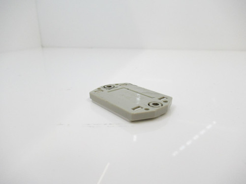 Keyence Corp R-6L Reflector - PCM SURPLUS WORLD