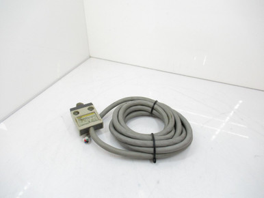 Omron D4C-1602 Limit Switch - PCM SURPLUS WORLD