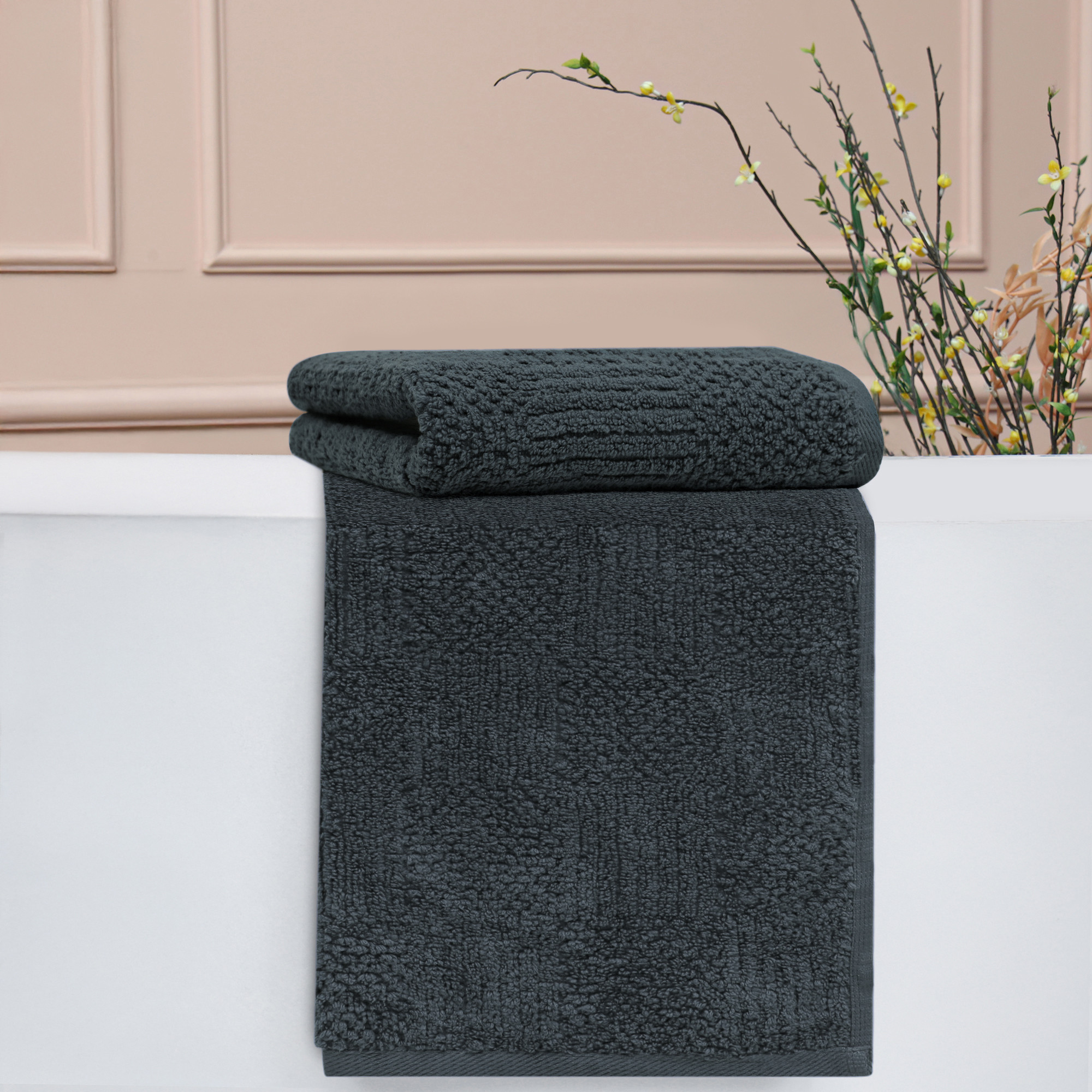 Luxurious 600 GSM Towels – Experience Ultimate Comfort & Style