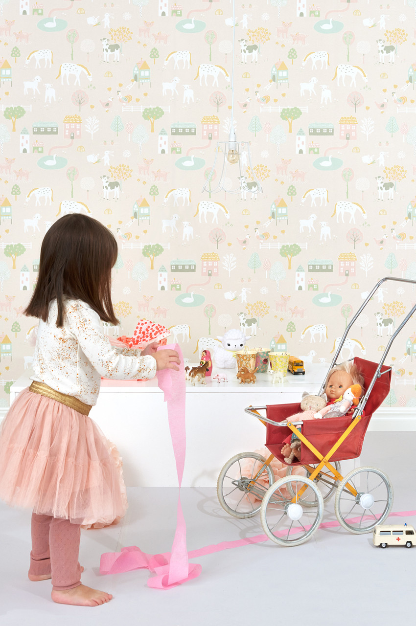Fun Childrens Farm Animals Wallpaper Pink | Majvillan My Farm