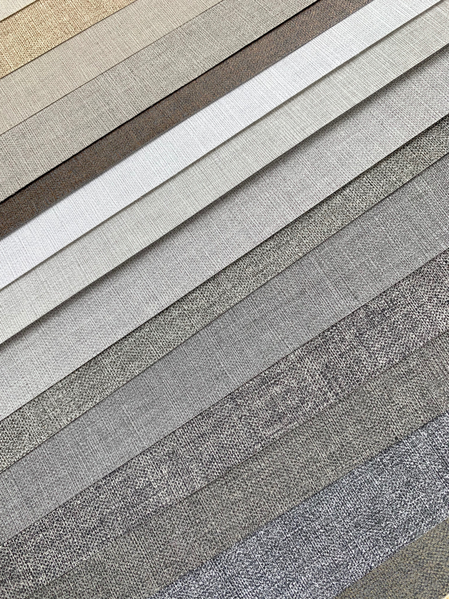 Grey Linen Textured Vinyl Wallpaper Caselio 6852 94 32