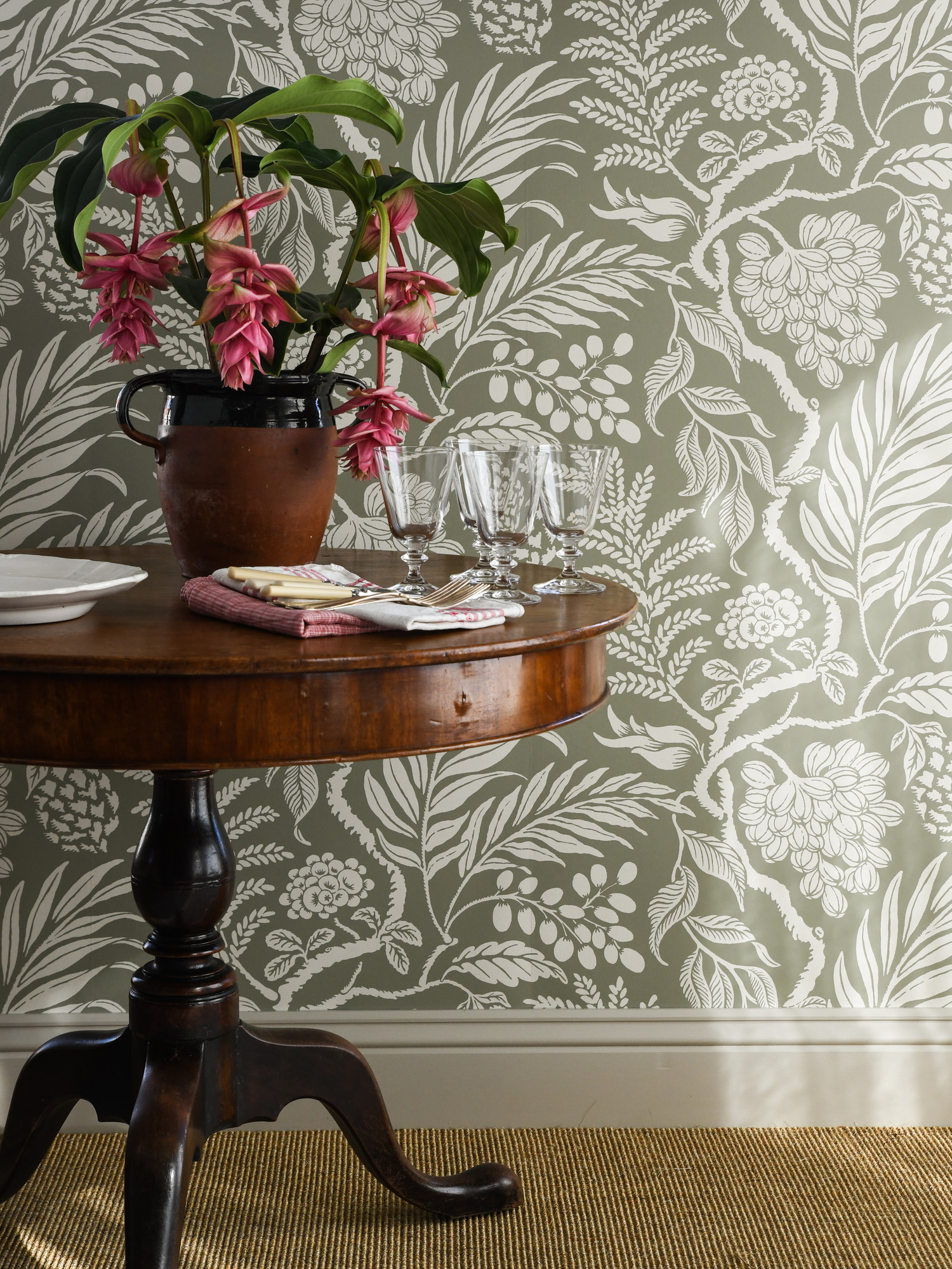 Khaki Green Botanical Floral Trailing Wallpaper