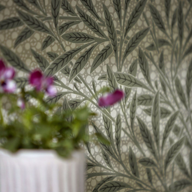 Willow Tree Curling Leaves Green Wallpaper | Morris & Co Emerys Willow
