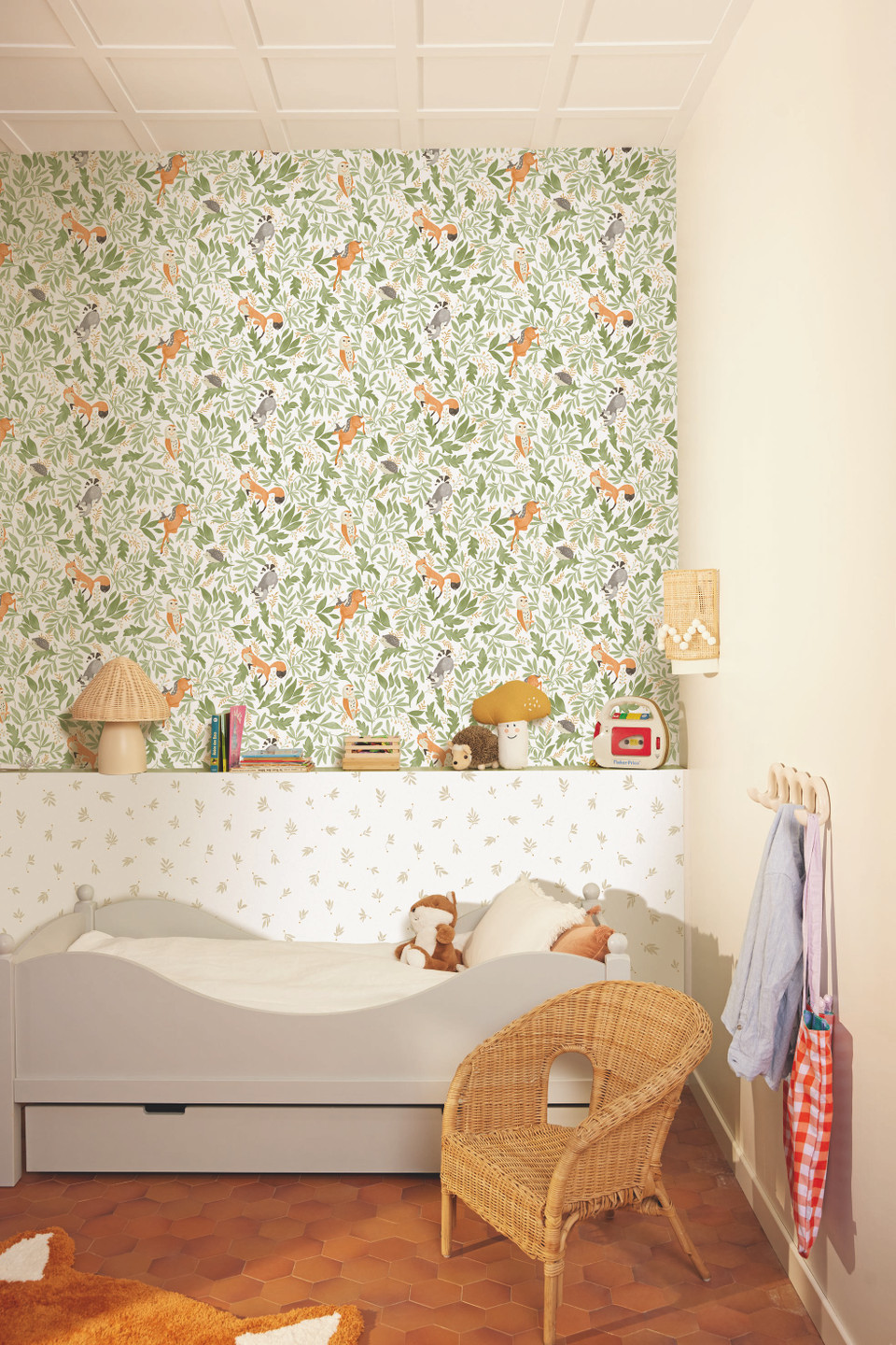 Childrens Forest Animals Khaki Green Wallpaper | Caselio Balade En Foret