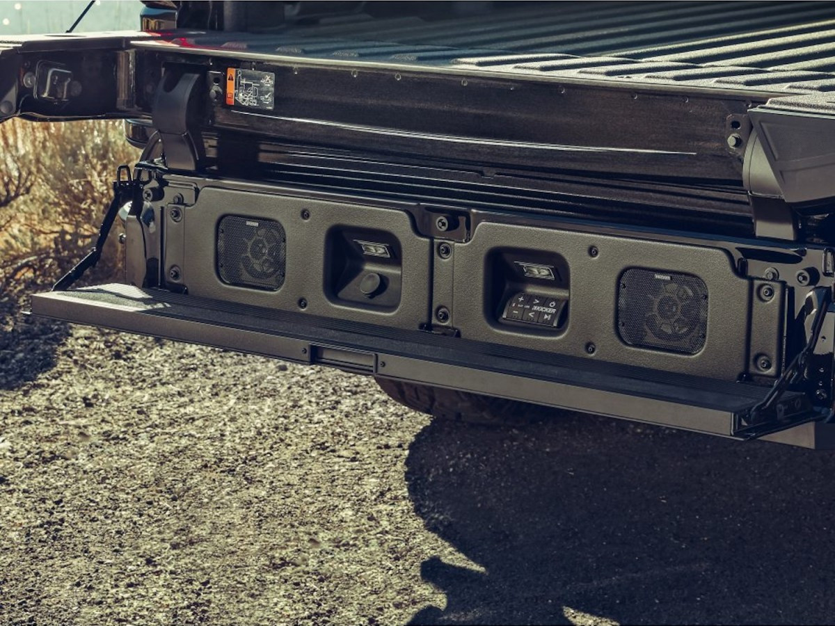 GM Kicker Multi Pro Tailgate Sound System