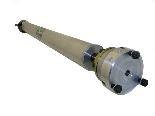 Driveshaft Shop 3.25" Carbon Fiber Driveshaft :: 2016-2021 Camaro SS ...